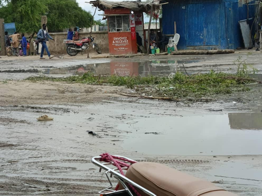 Lac : Une grosse pluie rend impraticables les rues de Bol - tchad