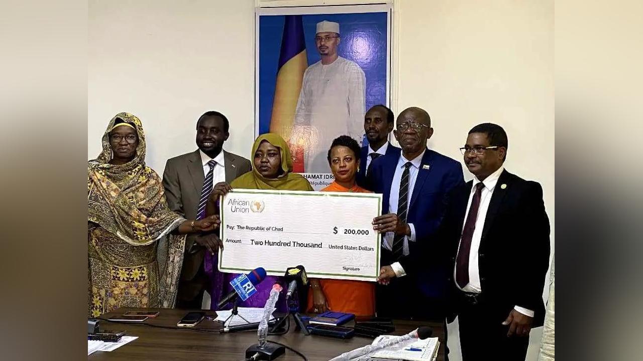 un don de 200 000 $ de l’Union africaine pour renforcer l’aide ...