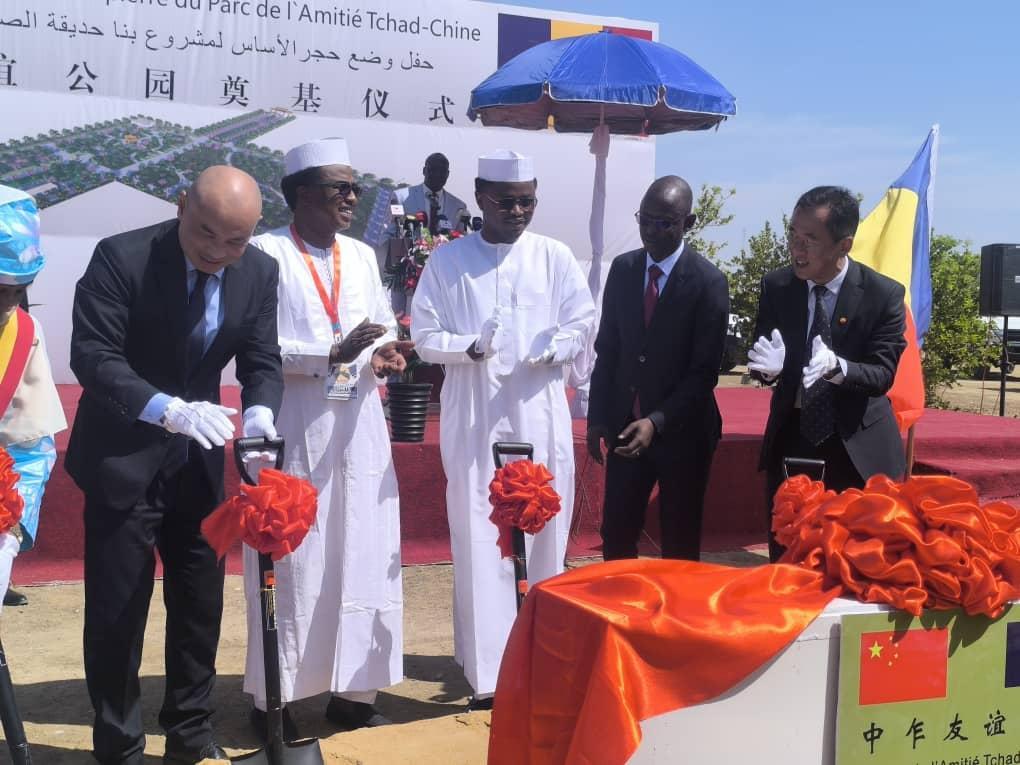 Pose de la première pierre de construction d’un parc d’amitié Tchad ...
