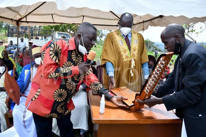 Bukenya finds a fortune in production of the bark cloth - Uganda