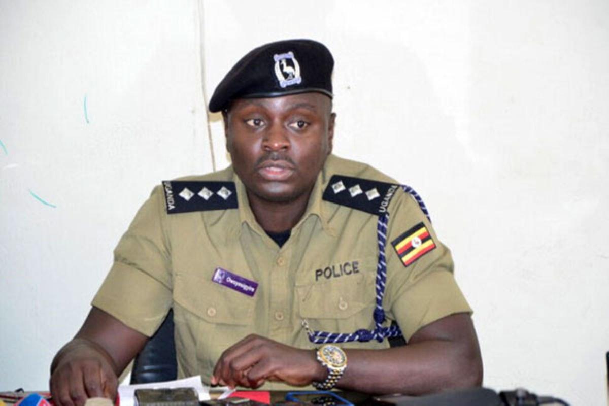 Roadblock-staging gangs make comeback in Wakiso - Uganda