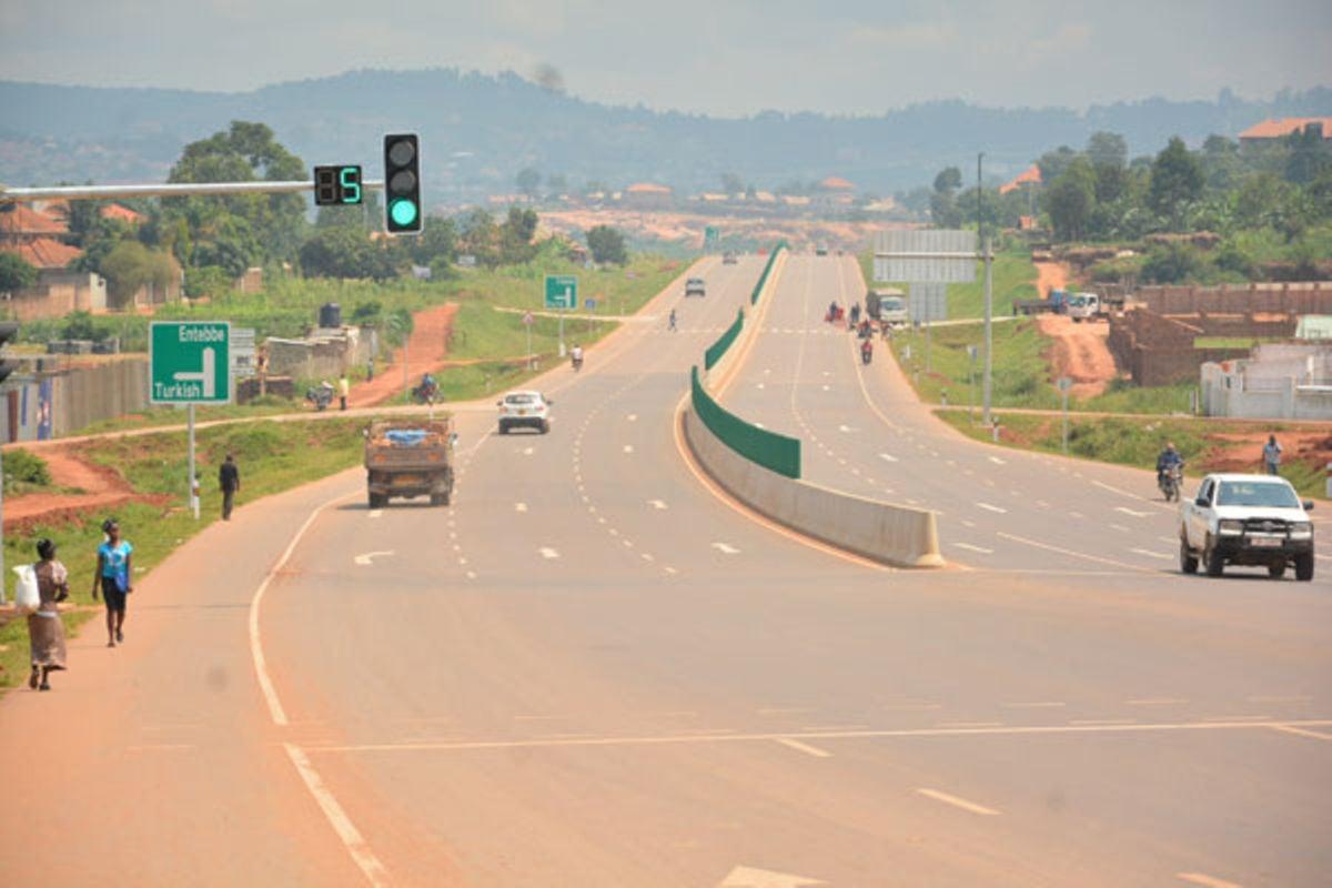 Deploy security on Kampala-Entebbe Expressway, says Gen Katumba - Uganda