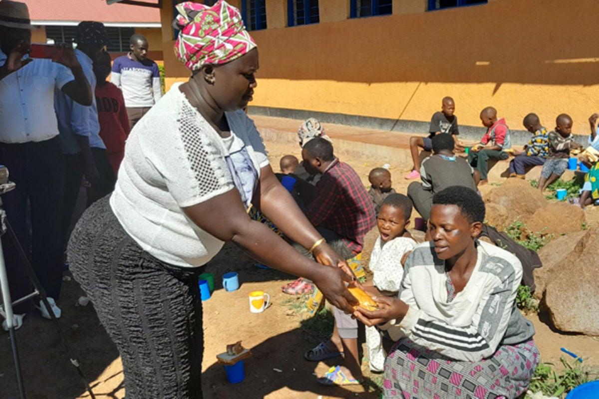 Over 30 Burundians stuck in Busia town - Uganda