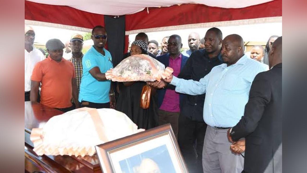 UPDF Pays Tribute to Fallen Journalist Kasasira - Uganda