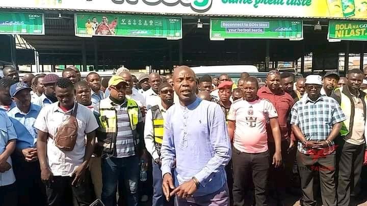 KULIMA-TOWER BUS DRIVERS SLASH FARES TO HONOR PRESIDENT HICHILEMA’S ...